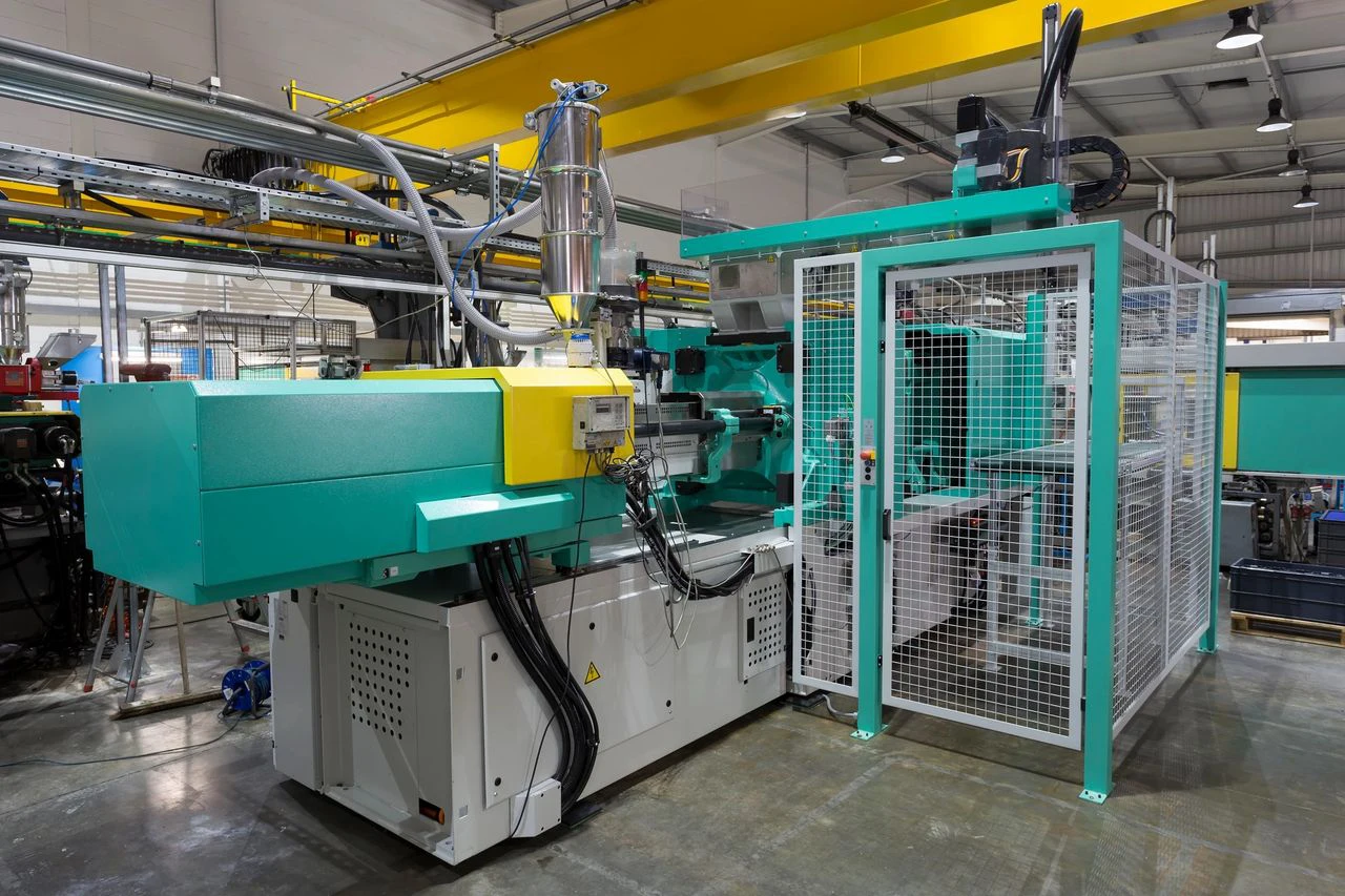 How a Plastic Manufacturing Company Manages Start-to-Finish Production ...